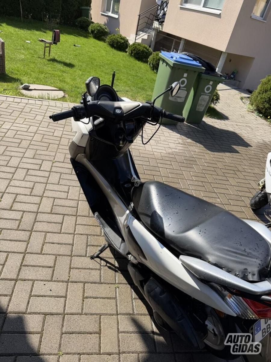 Yamaha Xmax 125 2017 Kauņa, ar dzinēja tilpumu 0.00 L un nobraukumu 0 tūkst. km par 1000 €, foto 3 vietnē AUTOMOTO.COM.LV