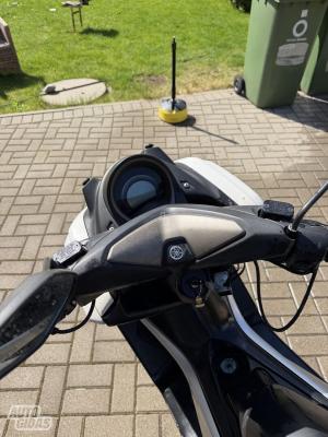 Yamaha Xmax 125 2017 Kauņa, ar dzinēja tilpumu 0.00 L un nobraukumu 0 tūkst. km par 1000 €, foto 4 vietnē AUTOMOTO.COM.LV