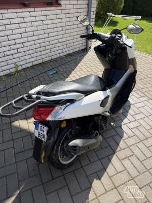Yamaha Xmax 125 2017 Kauņa, ar dzinēja tilpumu 0.00 L un nobraukumu 0 tūkst. km par 1000 €, foto 6 vietnē AUTOMOTO.COM.LV
