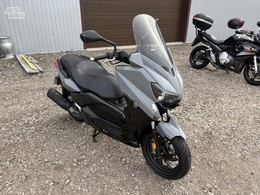 Yamaha Xmax 125 2017 in Kelme, with an engine capacity of 0.13 L and mileage of 18 thousand km for 1330 €, photo 1 on AUTOMOTO.COM.LV