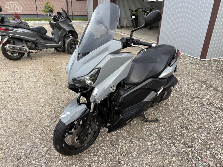 Yamaha Xmax 125 2017 in Kelme, with an engine capacity of 0.13 L and mileage of 18 thousand km for 1330 €, photo 6 on AUTOMOTO.COM.LV