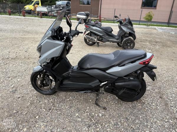 Yamaha Xmax 125 2017 in Kelme, with an engine capacity of 0.13 L and mileage of 18 thousand km for 1330 €, photo 6 on AUTOMOTO.COM.LV