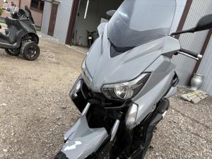 Yamaha Xmax 125 2017 in Kelme, with an engine capacity of 0.13 L and mileage of 18 thousand km for 1330 €, photo 8 on AUTOMOTO.COM.LV
