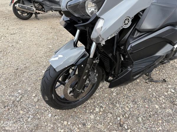 Yamaha Xmax 125 2017 in Kelme, with an engine capacity of 0.13 L and mileage of 18 thousand km for 1330 €, photo 10 on AUTOMOTO.COM.LV
