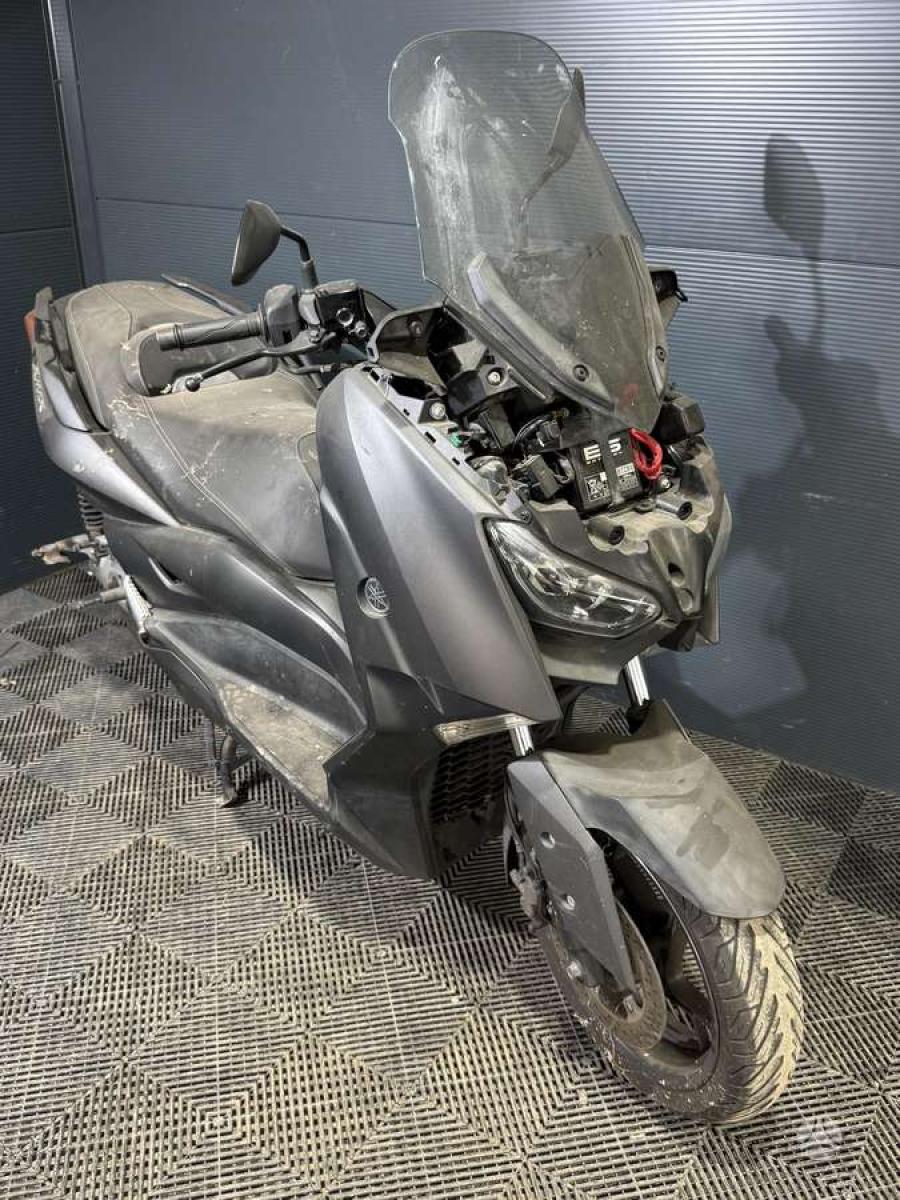 Yamaha Xmax 125 2018 in Taurage, with an engine capacity of 0.13 L and mileage of 20 thousand km for 1400 €, photo 1 on AUTOMOTO.COM.LV