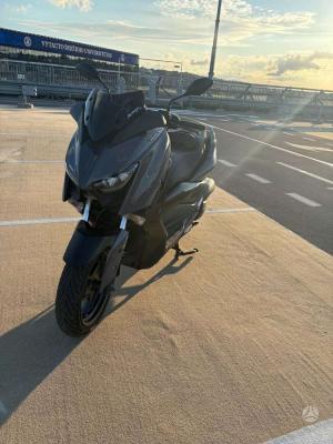 Yamaha Xmax 125 2019 in Kaunas, with an engine capacity of 0.00 L and mileage of 14 thousand km for 3100 €, photo 5 on AUTOMOTO.COM.LV