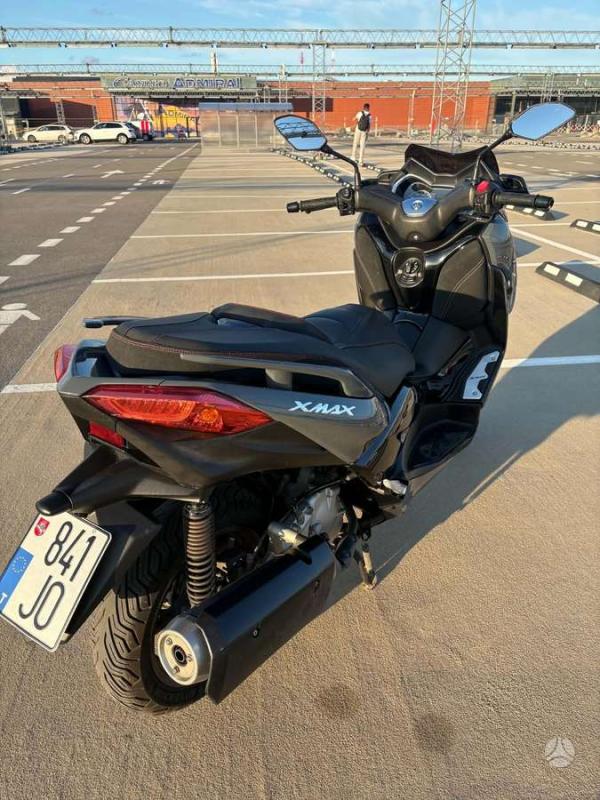 Yamaha Xmax 125 2019 in Kaunas, with an engine capacity of 0.00 L and mileage of 14 thousand km for 3100 €, photo 9 on AUTOMOTO.COM.LV