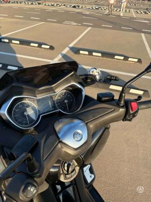 Yamaha Xmax 125 2019 in Kaunas, with an engine capacity of 0.00 L and mileage of 14 thousand km for 3100 €, photo 14 on AUTOMOTO.COM.LV