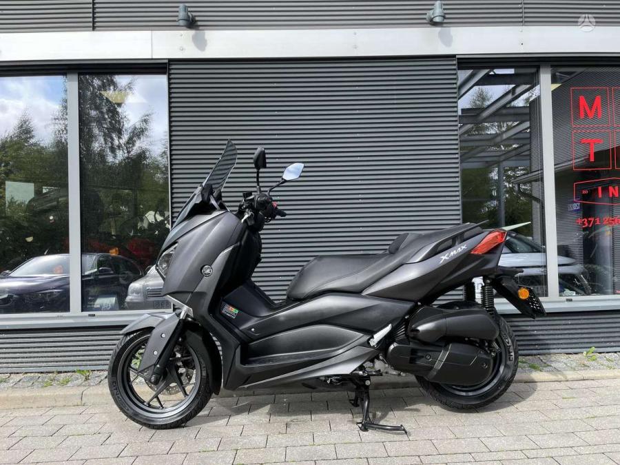 Yamaha Xmax 125 2020 in Riga, with an engine capacity of 0.13 L and mileage of 13 thousand km for 3399 €, photo 3 on AUTOMOTO.COM.LV