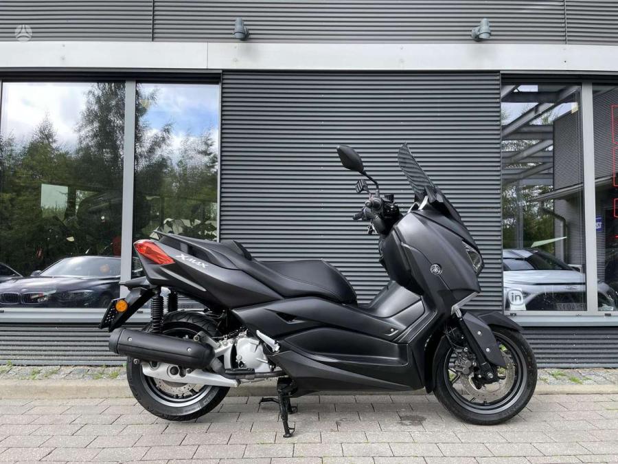 Yamaha Xmax 125 2020 in Riga, with an engine capacity of 0.13 L and mileage of 13 thousand km for 3399 €, photo 6 on AUTOMOTO.COM.LV