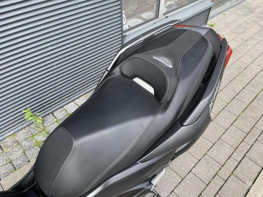 Yamaha Xmax 125 2020 in Riga, with an engine capacity of 0.13 L and mileage of 13 thousand km for 3399 €, photo 9 on AUTOMOTO.COM.LV