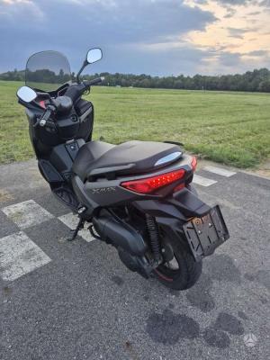 Black Yamaha XMAX 250 2014 in Kaunas, with an engine capacity of 0.25 L and mileage of 18 thousand km for 2799 €, photo 15 on AUTOMOTO.COM.LV