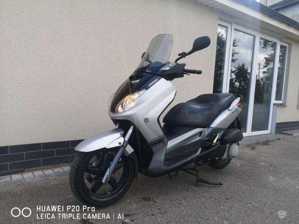 Yamaha XMAX 250 2009 Panevēža, ar dzinēja tilpumu 0.25 L un nobraukumu 35 tūkst. km par 1350 €, foto 2 vietnē AUTOMOTO.COM.LV