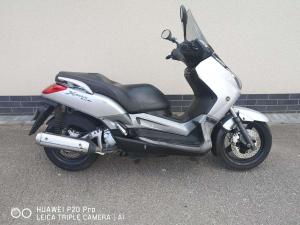 Yamaha XMAX 250 2009 in Panevezys, with an engine capacity of 0.25 L and mileage of 35 thousand km for 1350 €, photo 3 on AUTOMOTO.COM.LV