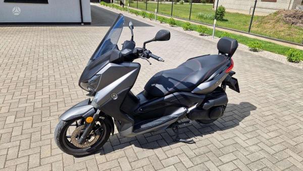 Yamaha XMAX 250 2016 Panevēža, ar dzinēja tilpumu 0.25 L un nobraukumu 18 tūkst. km par 2650 €, foto 1 vietnē AUTOMOTO.COM.LV