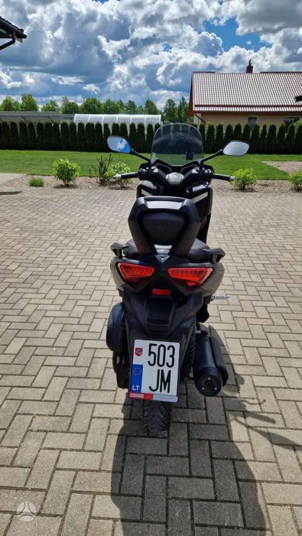 Yamaha XMAX 250 2016 in Panevezys, with an engine capacity of 0.25 L and mileage of 18 thousand km for 2650 €, photo 5 on AUTOMOTO.COM.LV