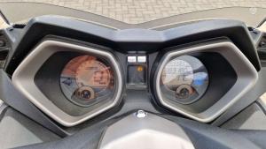 Yamaha XMAX 250 2016 in Panevezys, with an engine capacity of 0.25 L and mileage of 18 thousand km for 2650 €, photo 8 on AUTOMOTO.COM.LV
