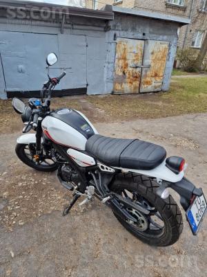 Yamaha XSR 125 2024 in Riga, with an engine capacity of 0.13 L and mileage of 0 thousand km for 3500 €, photo 4 on AUTOMOTO.COM.LV