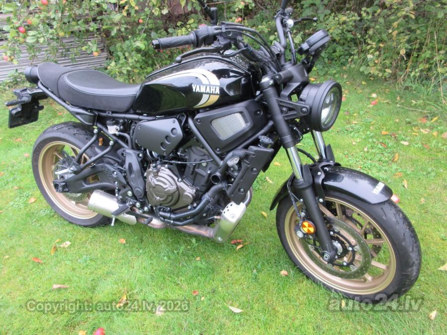 Melns Yamaha XSR 700 2023 Kuresāre, ar dzinēja tilpumu 0.69 L un nobraukumu 11 tūkst. km par 6800 €, foto 5 vietnē AUTOMOTO.COM.LV