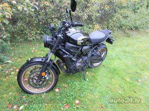 Melns Yamaha XSR 700 2023 Kuresāre, ar dzinēja tilpumu 0.69 L un nobraukumu 11 tūkst. km par 6800 €, foto 11 vietnē AUTOMOTO.COM.LV