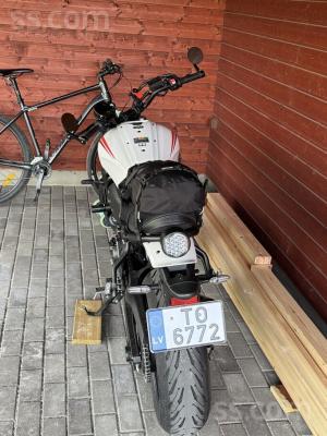 Yamaha XSR 700 2024 in Riga, with an engine capacity of 0.70 L and mileage of 0 thousand km for 6900 €, photo 6 on AUTOMOTO.COM.LV