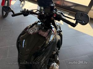 Черный Ямаха XSR 900 2023 в Таллин, объемом двигателя 0.89 л и пробегом 15 тыс. км за 8990 €, фото 8 на AUTOMOTO.COM.LV