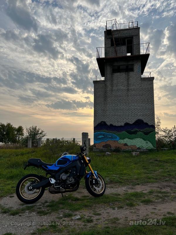 Blue Yamaha XSR 900 2022 in Tallinn, with an engine capacity of 0.89 L and mileage of 12 thousand km for 9000 €, photo 5 on AUTOMOTO.COM.LV