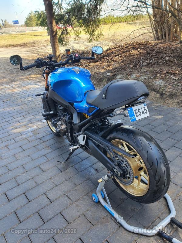 Zils Yamaha XSR 900 2023 Keila, ar dzinēja tilpumu 0.89 L un nobraukumu 9 tūkst. km par 9000 €, foto 5 vietnē AUTOMOTO.COM.LV