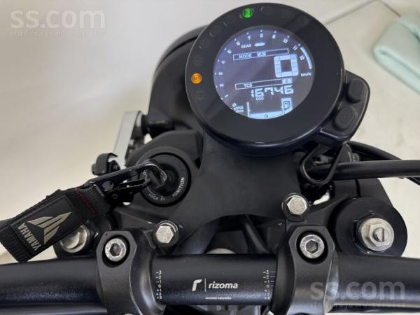 Yamaha XSR 900 2017 Rīga, ar dzinēja tilpumu 0.85 L un nobraukumu 0 tūkst. km par 7000 €, foto 9 vietnē AUTOMOTO.COM.LV