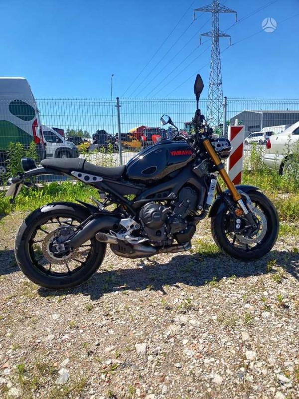 Черный Ямаха XSR 2016 в Каунас, объемом двигателя 0.90 л и пробегом 37 тыс. км за 4900 €, фото 2 на AUTOMOTO.COM.LV