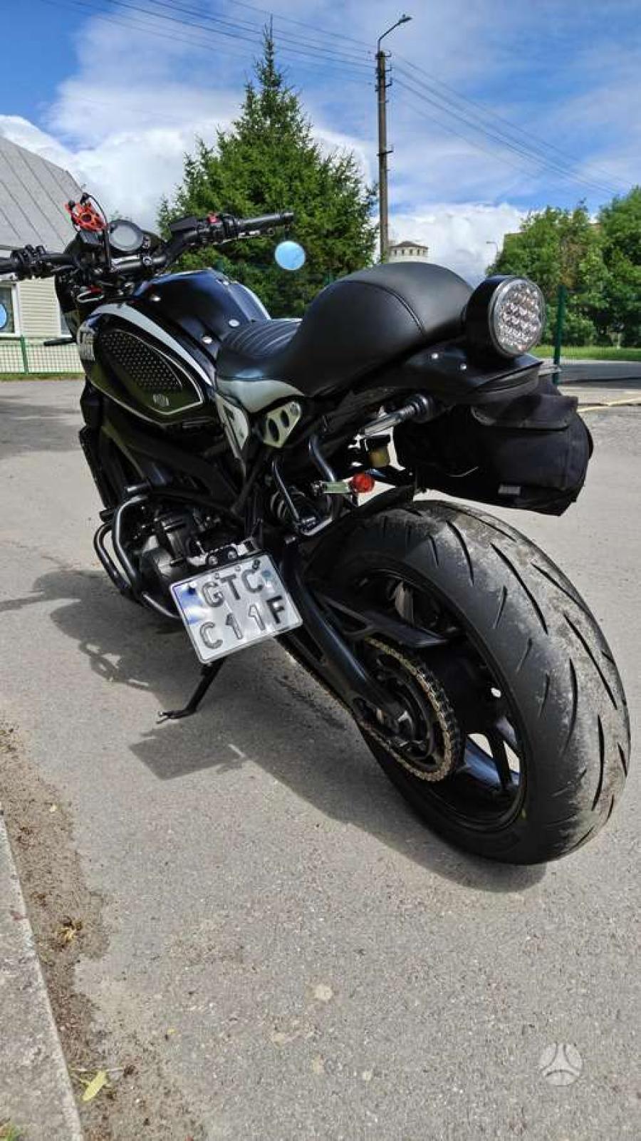 Melns Yamaha XSR 2016 Panevēža, ar dzinēja tilpumu 0.90 L un nobraukumu 46 tūkst. km par 4900 €, foto 7 vietnē AUTOMOTO.COM.LV