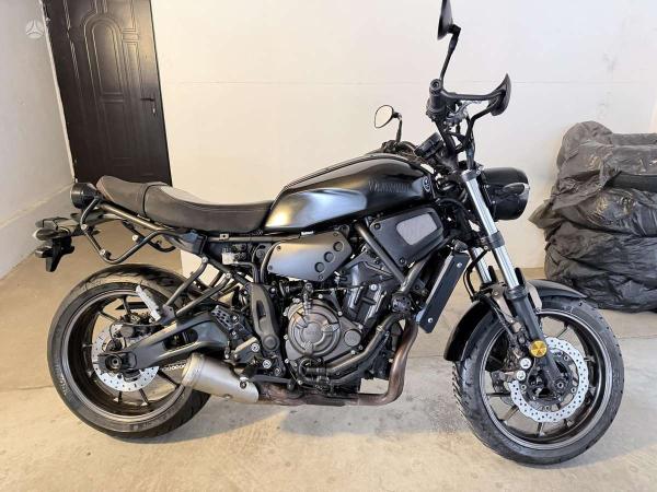 Black Yamaha XSR 2019 in Vilnius, with an engine capacity of 0.70 L and mileage of 16 thousand km for 4350 €, photo 1 on AUTOMOTO.COM.LV