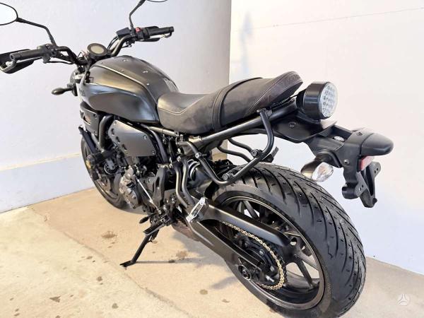Black Yamaha XSR 2019 in Vilnius, with an engine capacity of 0.70 L and mileage of 16 thousand km for 4350 €, photo 3 on AUTOMOTO.COM.LV