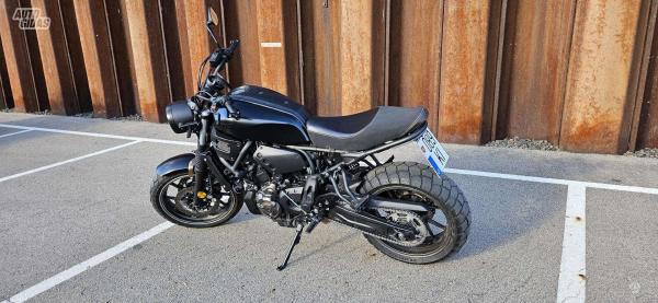 Melns Yamaha XSR 2020 Kauņa, ar dzinēja tilpumu 0.70 L un nobraukumu 18 tūkst. km par 5300 €, foto 2 vietnē AUTOMOTO.COM.LV