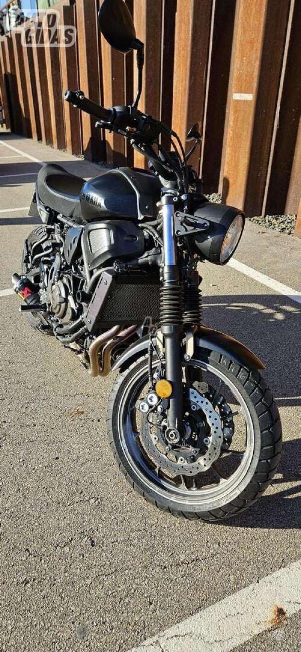 Melns Yamaha XSR 2020 Kauņa, ar dzinēja tilpumu 0.70 L un nobraukumu 18 tūkst. km par 5300 €, foto 4 vietnē AUTOMOTO.COM.LV