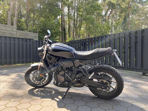 Melns Yamaha XSR 2020 Viļņa, ar dzinēja tilpumu 0.70 L un nobraukumu 9 tūkst. km par 5999 €, foto 3 vietnē AUTOMOTO.COM.LV
