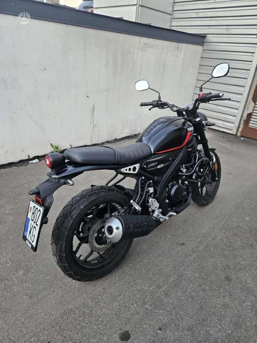 Melns Yamaha XSR 2021 Viļņa, ar dzinēja tilpumu 0.13 L un nobraukumu 14 tūkst. km par 3900 €, foto 4 vietnē AUTOMOTO.COM.LV