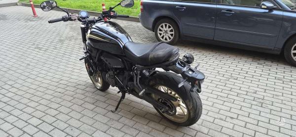 Black Yamaha XSR 2022 in Vilnius, with an engine capacity of 0.70 L and mileage of 15 thousand km for 2950 €, photo 7 on AUTOMOTO.COM.LV
