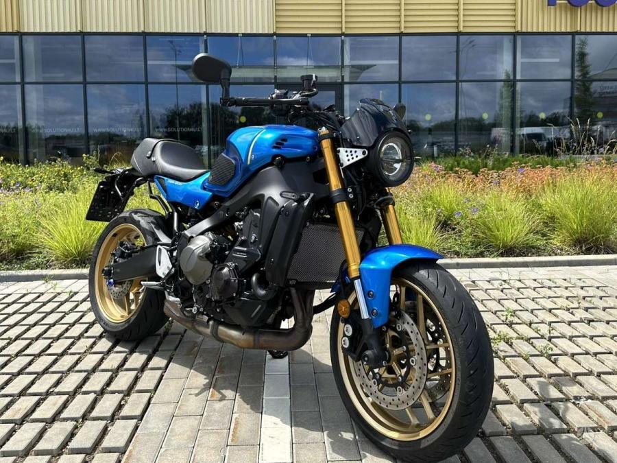 Zils Yamaha XSR 2023 Viļņa, ar dzinēja tilpumu 0.89 L un nobraukumu 10 tūkst. km par 8700 €, foto 1 vietnē AUTOMOTO.COM.LV