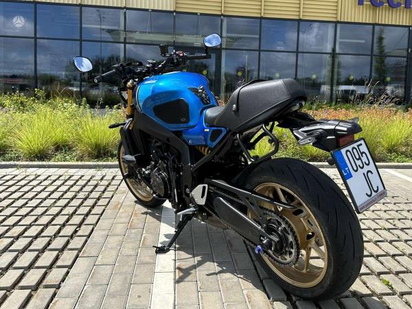 Zils Yamaha XSR 2023 Viļņa, ar dzinēja tilpumu 0.89 L un nobraukumu 10 tūkst. km par 8700 €, foto 5 vietnē AUTOMOTO.COM.LV