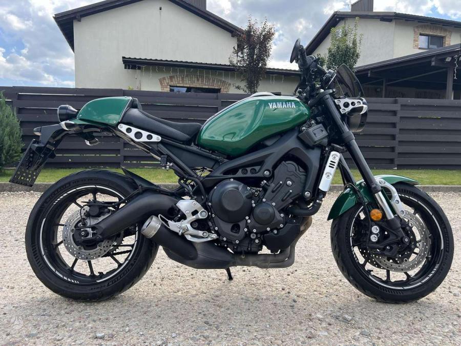 Green Yamaha XSR 2017 in Vilnius, with an engine capacity of 0.90 L and mileage of 40 thousand km for 5800 €, photo 10 on AUTOMOTO.COM.LV