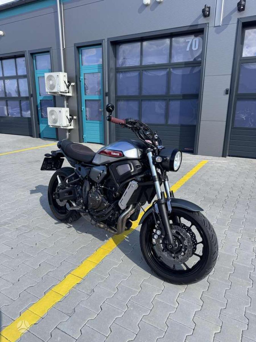 Grey Yamaha XSR 2018 in Kaunas, with an engine capacity of 0.70 L and mileage of 22 thousand km for 4000 €, photo 3 on AUTOMOTO.COM.LV