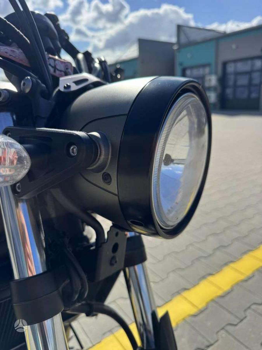 Grey Yamaha XSR 2018 in Kaunas, with an engine capacity of 0.70 L and mileage of 22 thousand km for 4000 €, photo 9 on AUTOMOTO.COM.LV