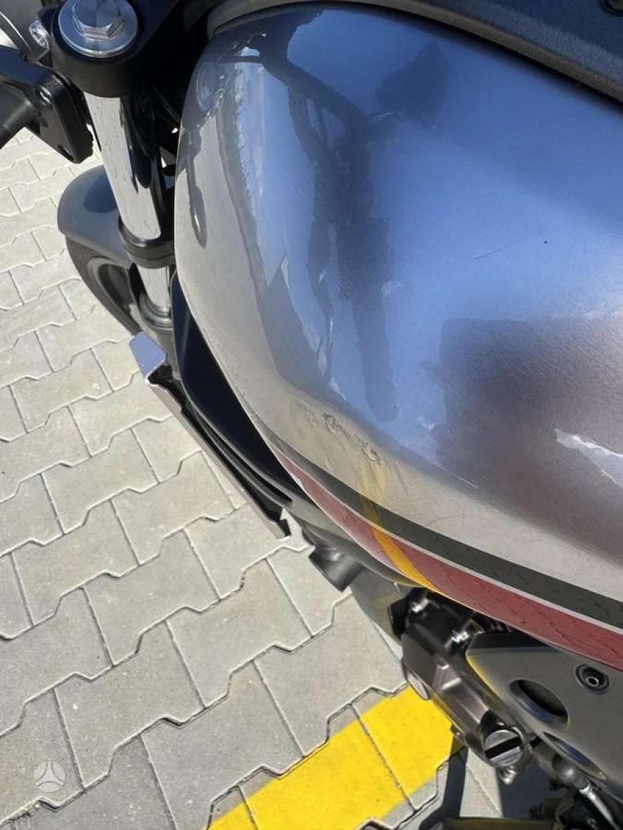 Grey Yamaha XSR 2018 in Kaunas, with an engine capacity of 0.70 L and mileage of 22 thousand km for 4000 €, photo 12 on AUTOMOTO.COM.LV