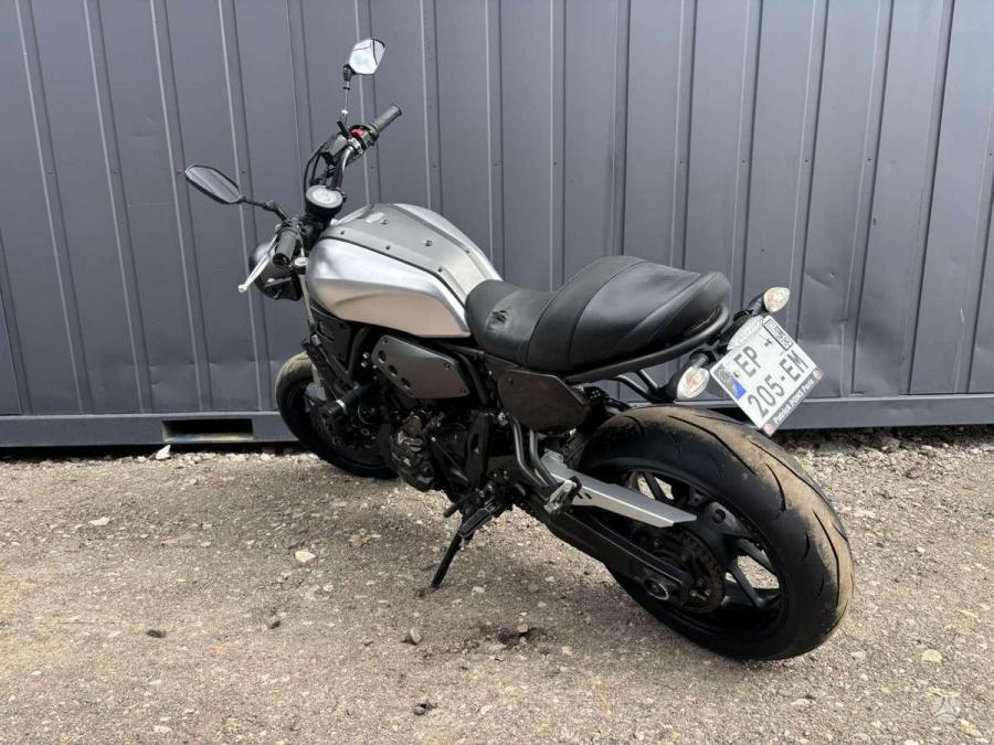 Yamaha XSR 2017 in Vilnius, with an engine capacity of 0.70 L and mileage of 28 thousand km for 3000 €, photo 5 on AUTOMOTO.COM.LV