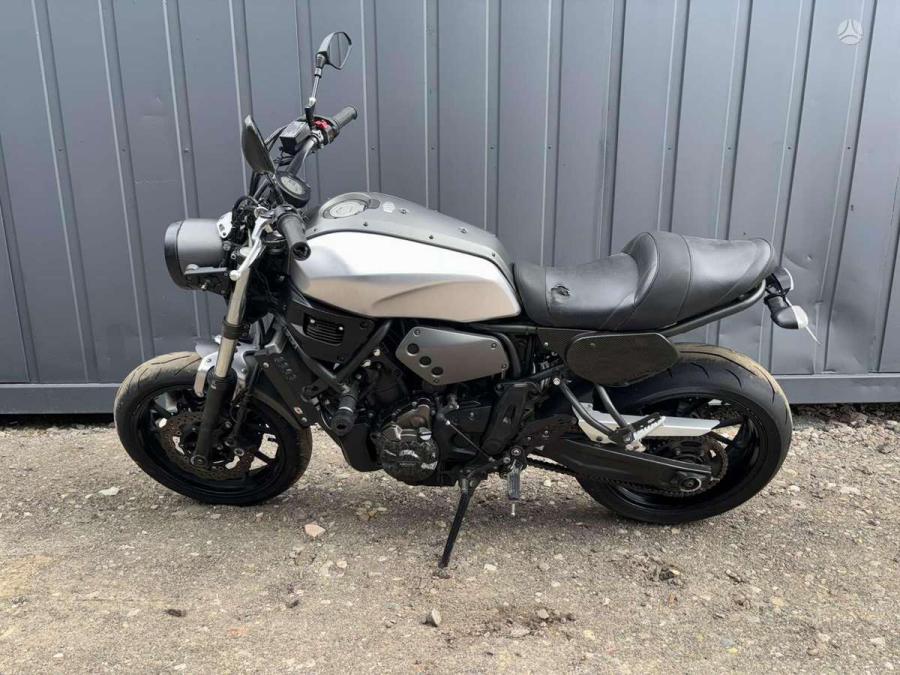 Yamaha XSR 2017 in Vilnius, with an engine capacity of 0.70 L and mileage of 28 thousand km for 3000 €, photo 6 on AUTOMOTO.COM.LV