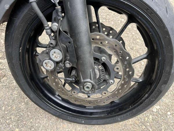 Yamaha XSR 2017 in Vilnius, with an engine capacity of 0.70 L and mileage of 28 thousand km for 3000 €, photo 10 on AUTOMOTO.COM.LV
