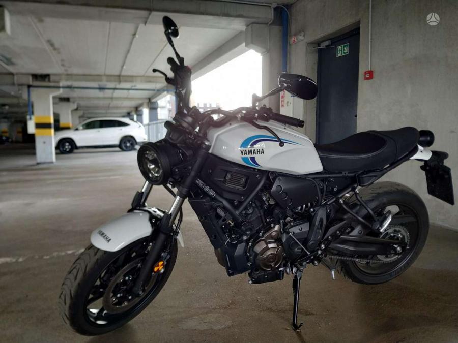 Balts Yamaha XSR 2022 Viļņa, ar dzinēja tilpumu 0.70 L un nobraukumu 4 tūkst. km par 5550 €, foto 8 vietnē AUTOMOTO.COM.LV