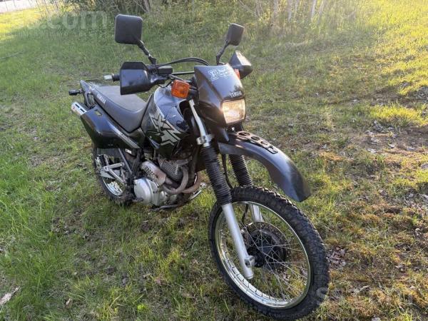 Ямаха XT 600 1988 в Мадона, объемом двигателя 0.60 л и пробегом 0 тыс. км за 1000 €, фото 1 на AUTOMOTO.COM.LV