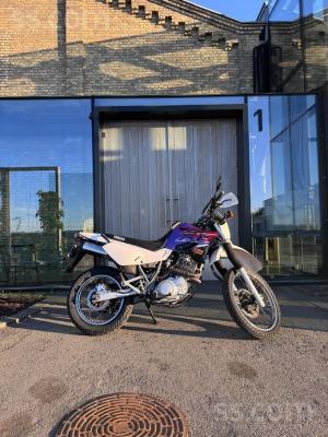 Yamaha XT 600 1995 in Riga, with an engine capacity of 0.60 L and mileage of 0 thousand km for 2350 €, photo 3 on AUTOMOTO.COM.LV